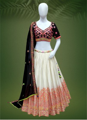 Buy Navratri Chaniya Choli - Sannari Valsad